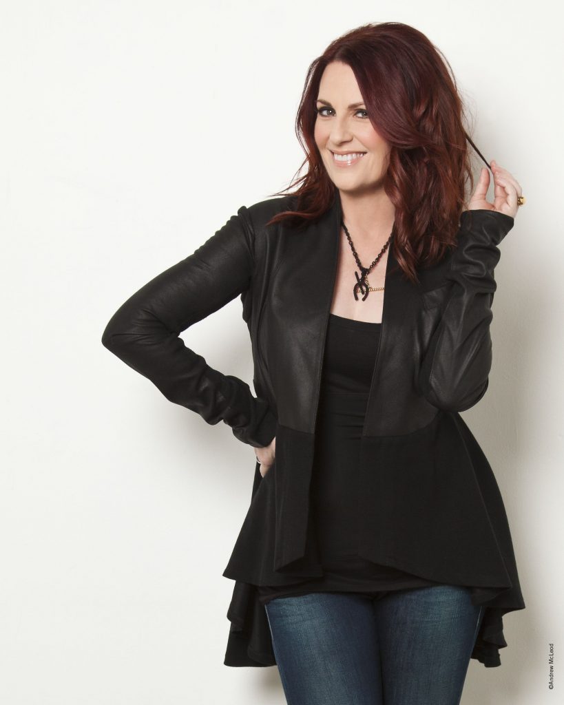 Good Things Come to Those Who Are Megan Mullally – Gloss Magazine